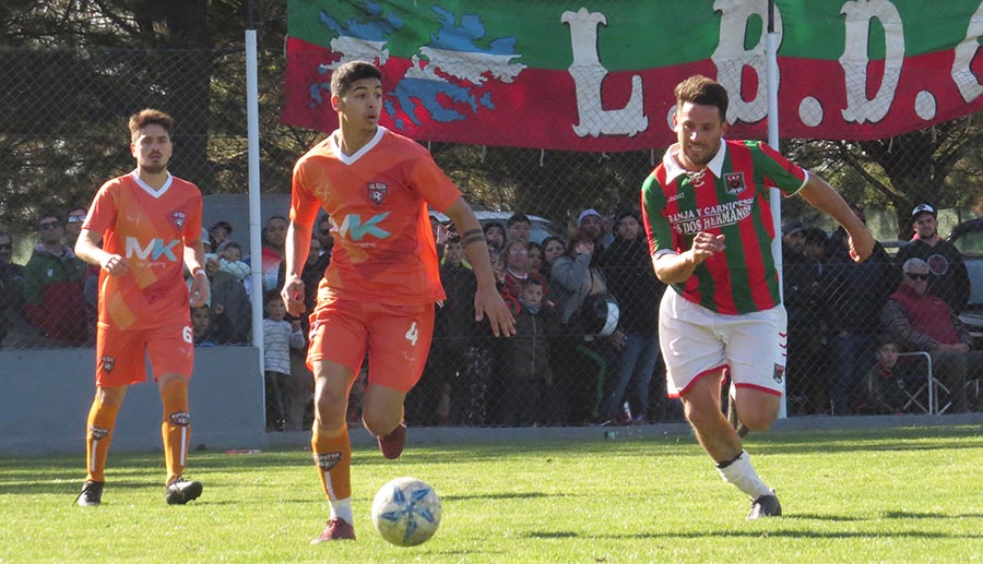 Noticias | Ferroviarios impuso su juego y goleó a Los Patos FC