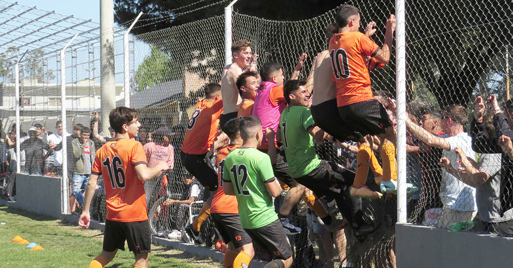 Noticias | Los Patos FC también gritó campeón en Reserva