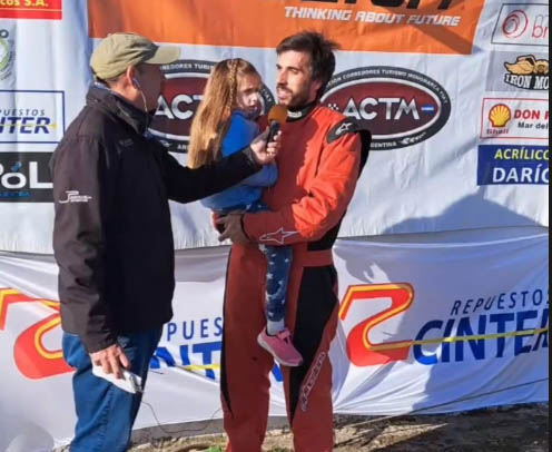 Noticias | Brillo y festejo para Alberghini, Calamante y Salvador